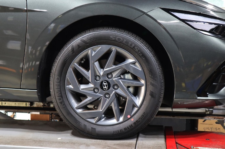 [아반떼CN7] 모비스휠 17인치 . 라우펜 2254517